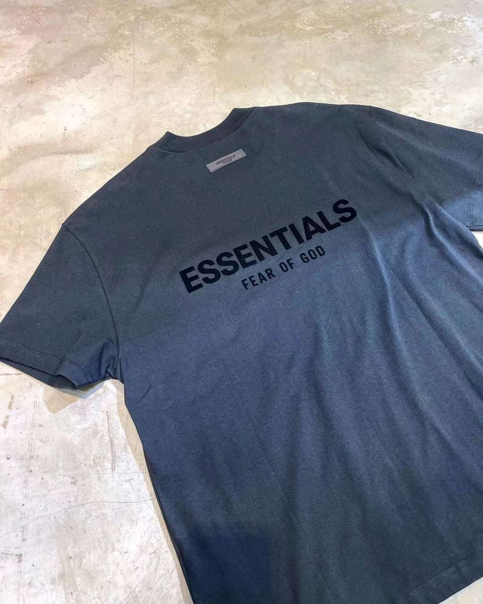 FOG ESSENTIALS LOGO TEE 2022SS – MCWEARS